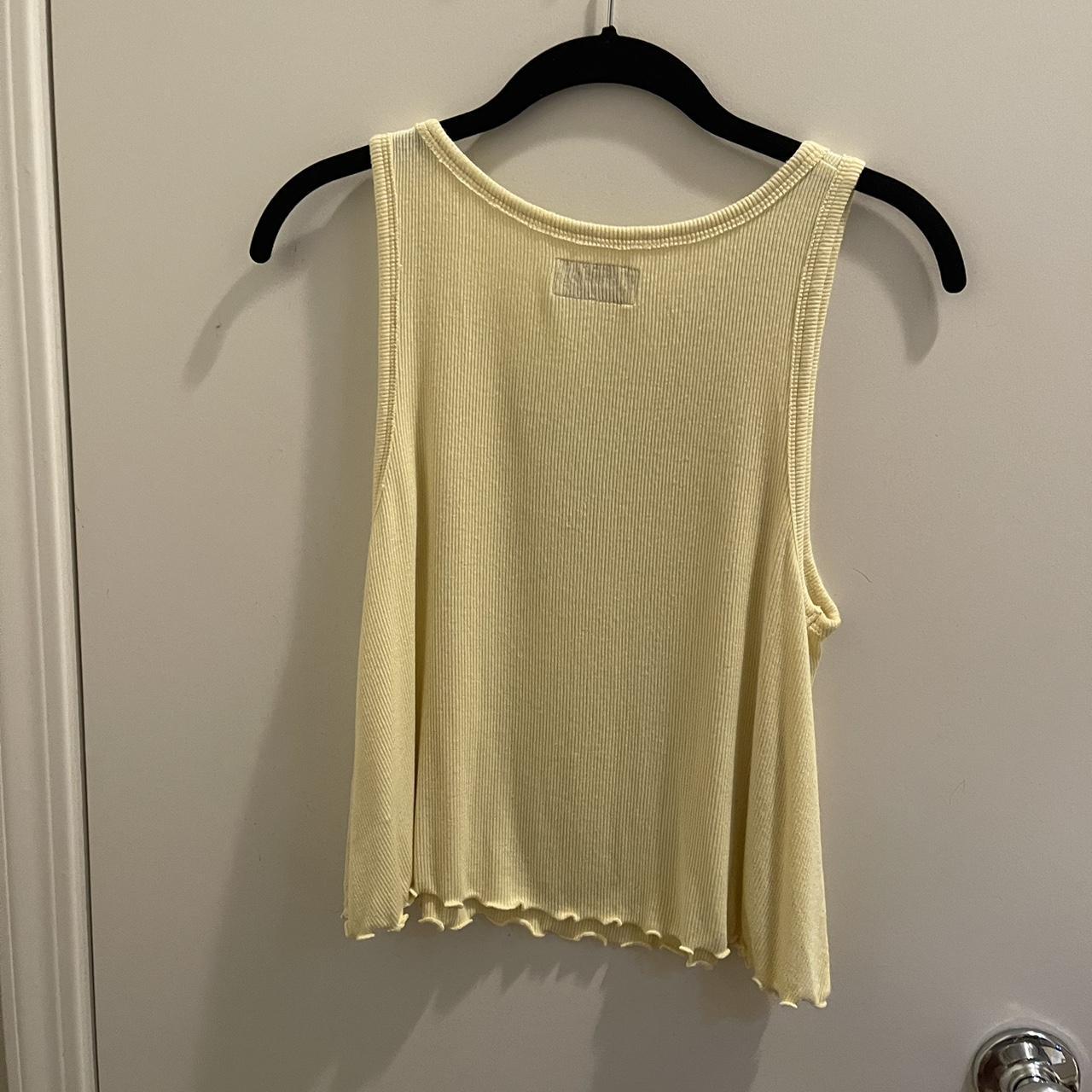 SO Clothing Women's T-shirt | Depop