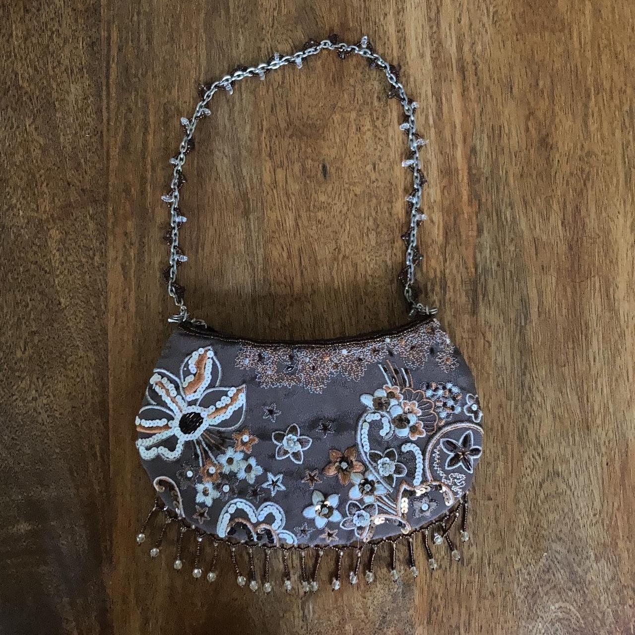 Vintage beaded purse. Beautiful floral design with a... - Depop