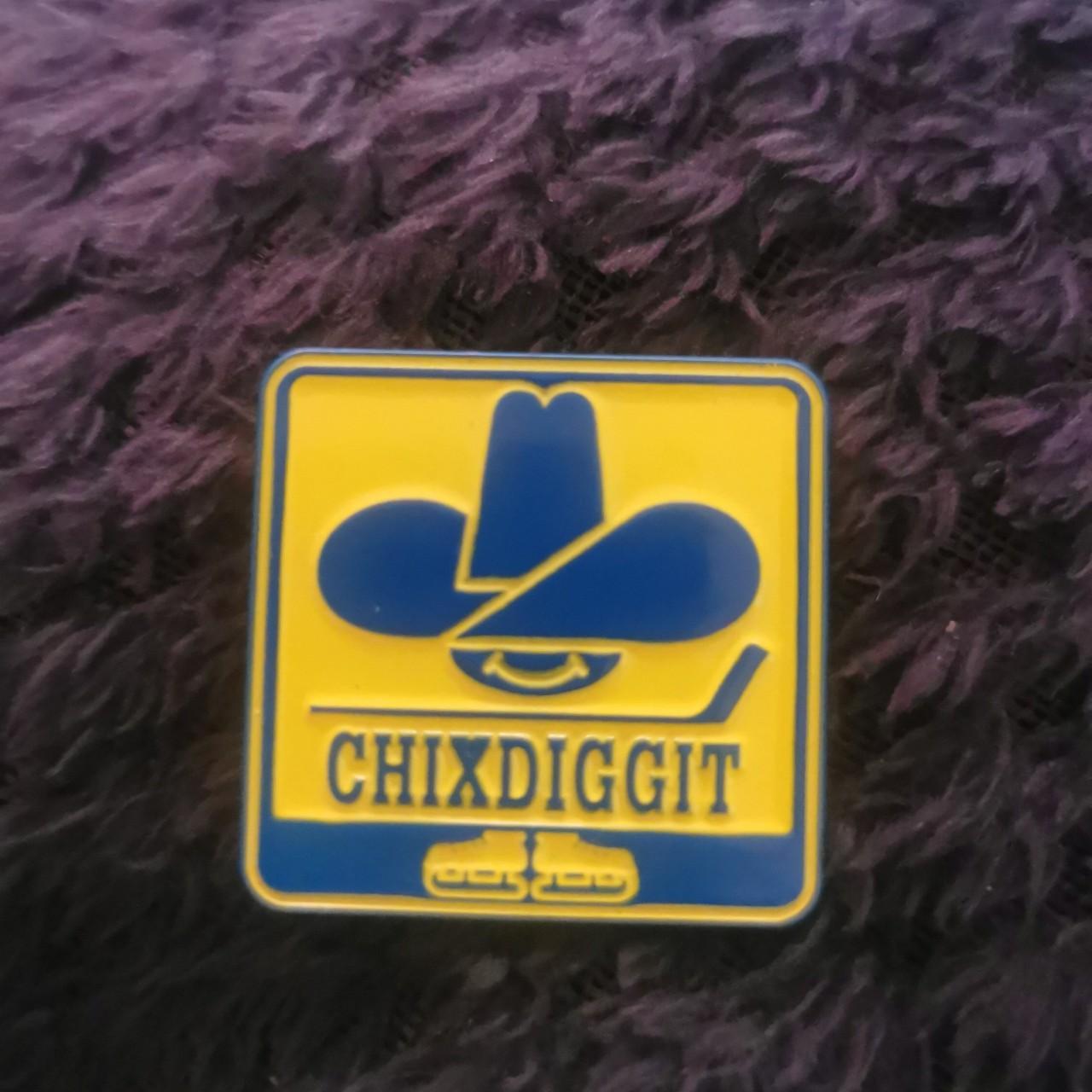 Yellow and Blue Cds-and-vinyl | Depop