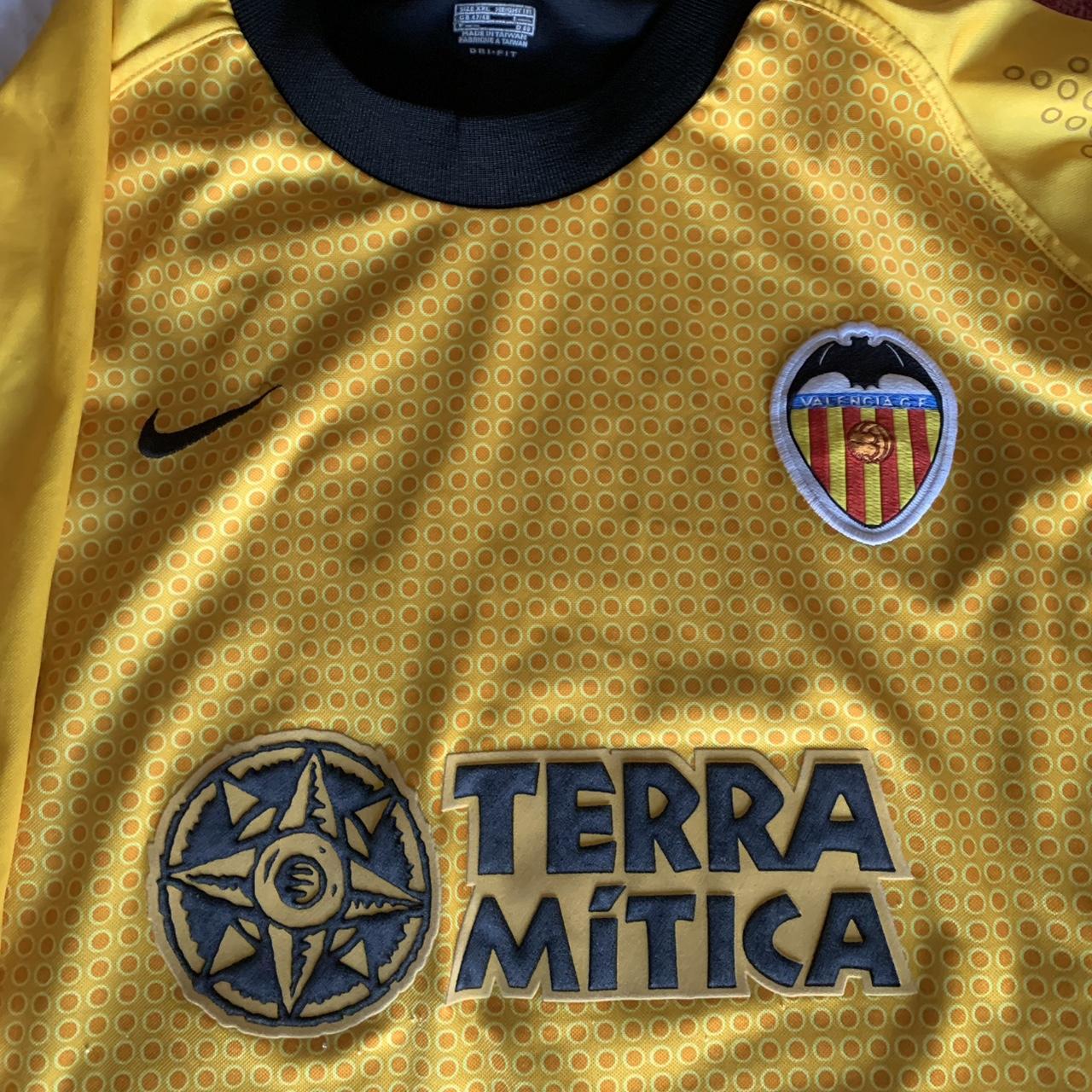 Rare vintage Valencia CF 2000-01 goalkeeper... | Depop