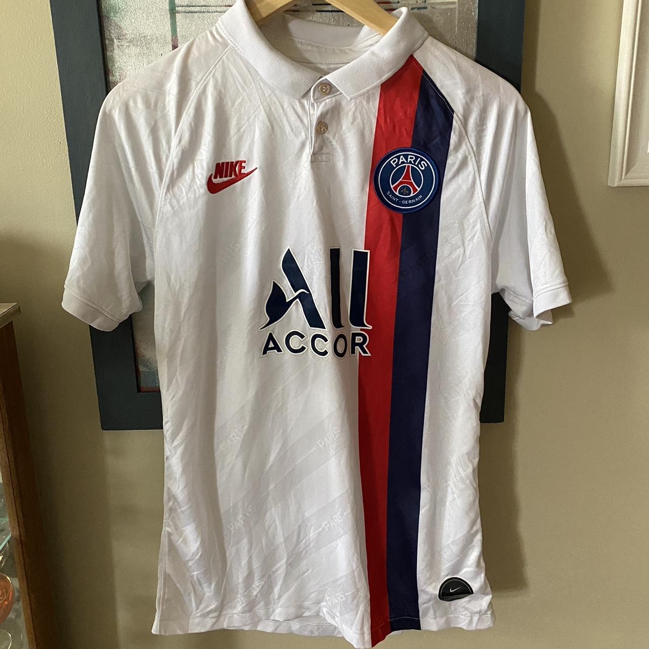 NIKE PSG THIRD SHIRT 19/20 GREAT CONDITION SIZE... - Depop