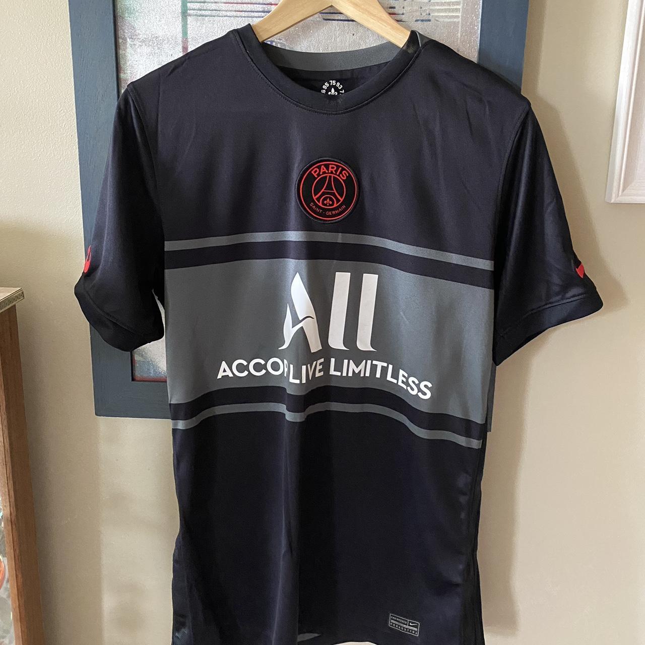 NIKE PSG THIRD SHIRT 21/22 GREAT CONDITION SIZE... - Depop