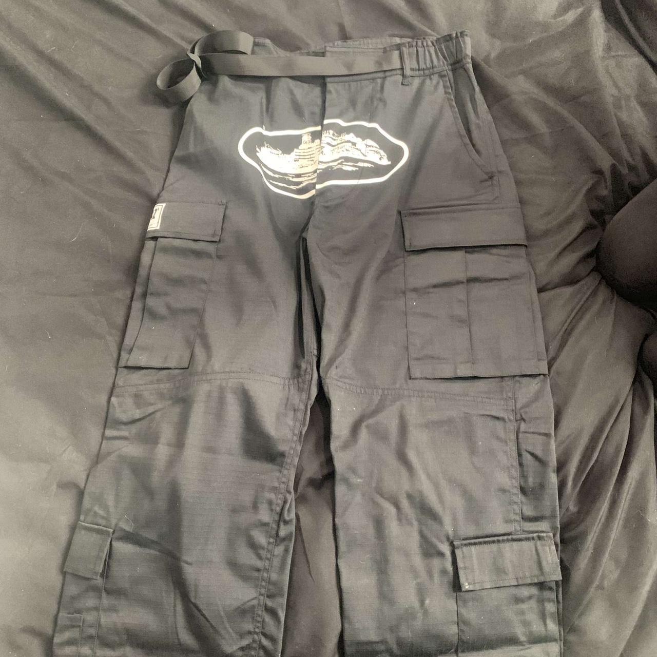 Corteiz Cargos OG colour. Size Small Feel free to... - Depop