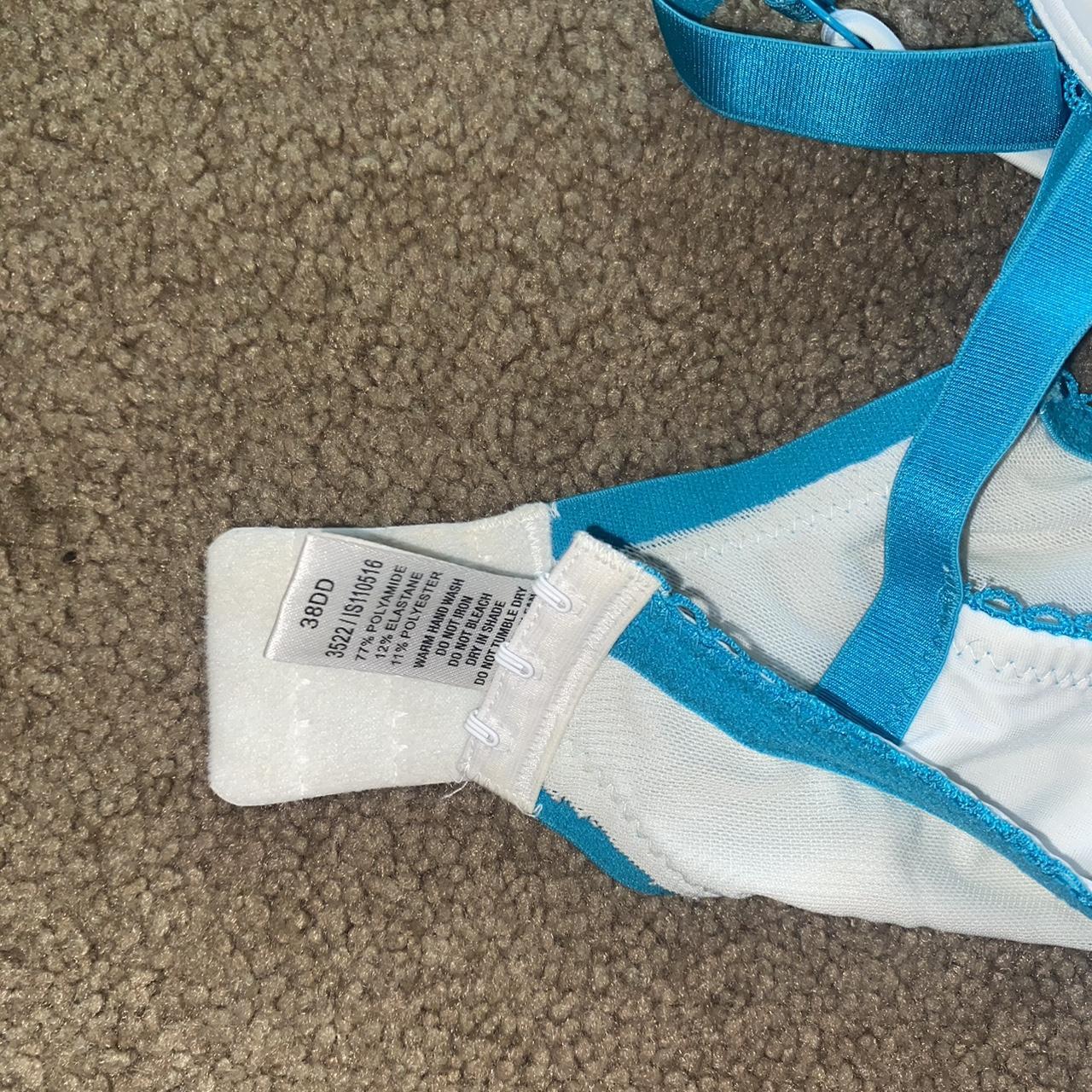 intimo | white & blue three piece set 38DD lace... - Depop
