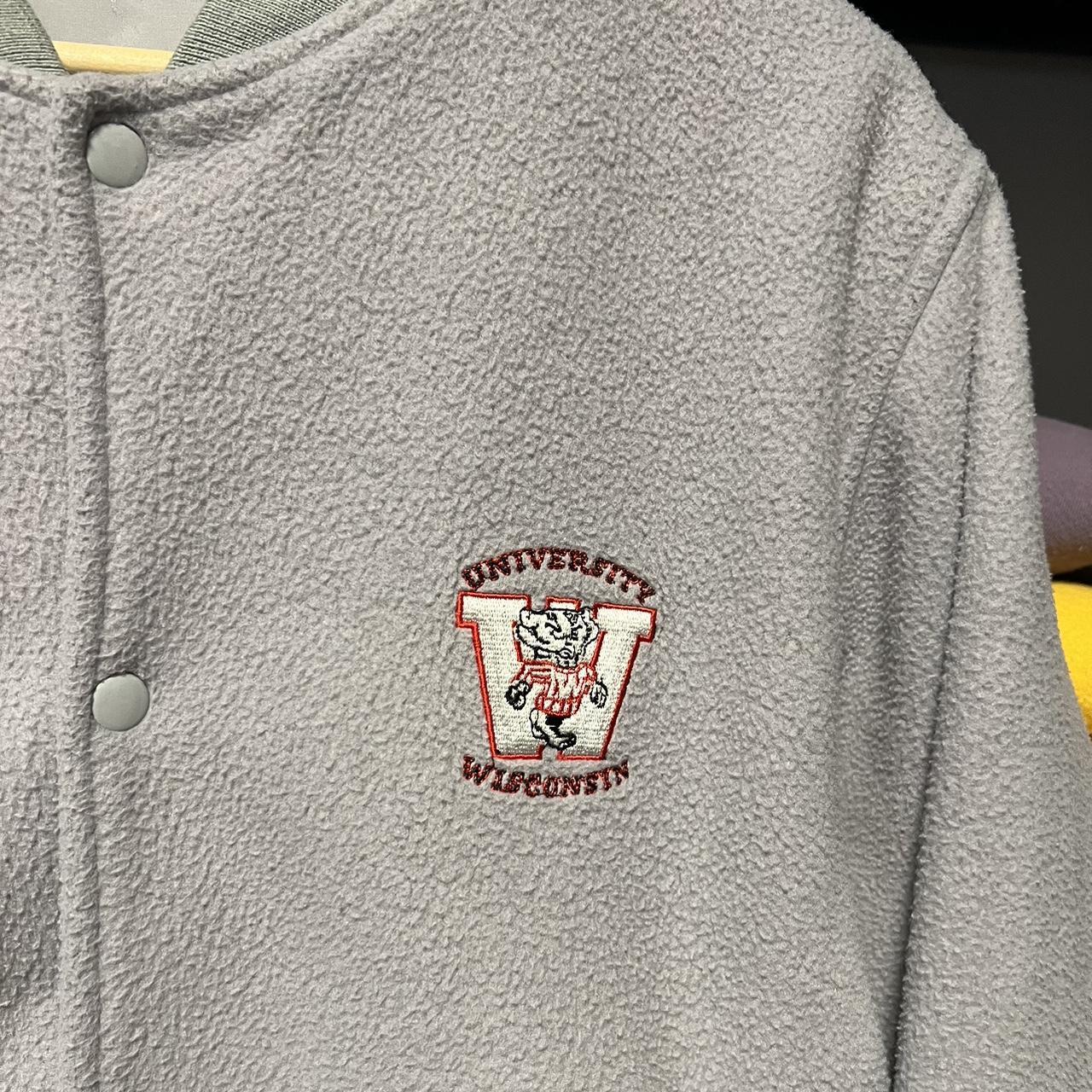 Starter Badger Wisconsin Jacket SZ M - Depop
