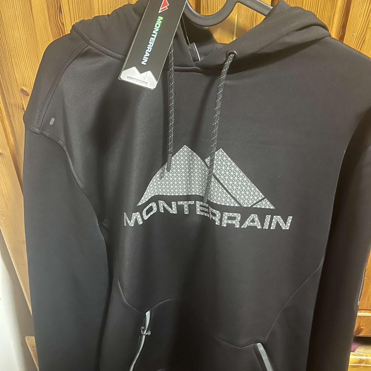 Monterrain tracksuit never worn too small size Large - Depop