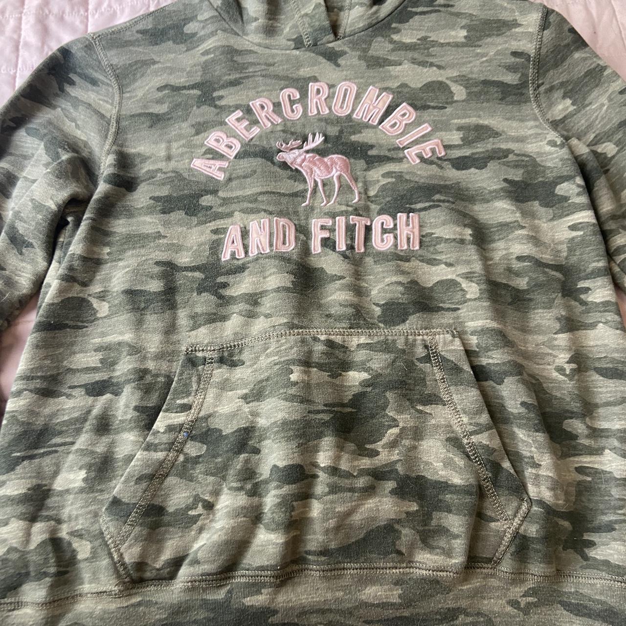 Abercrombie and Fitch camo hoodie super good... - Depop