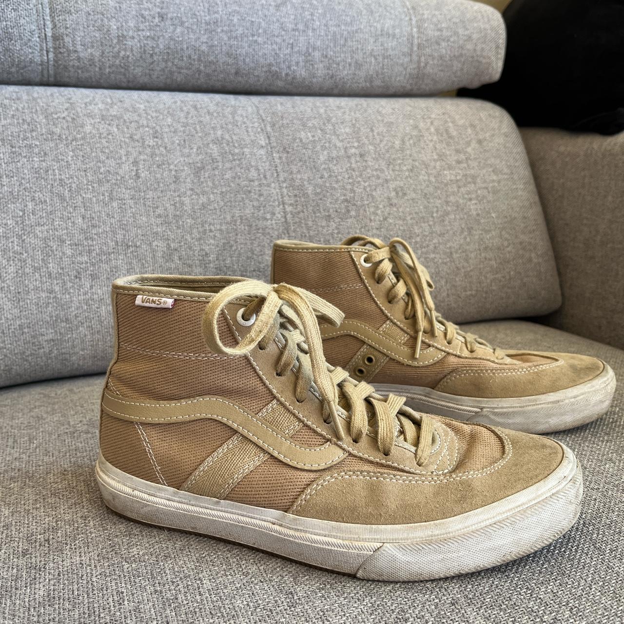Vans Men's Tan and Brown Trainers | Depop