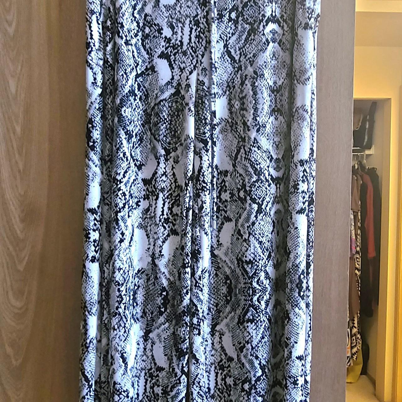 Floating pants | Depop