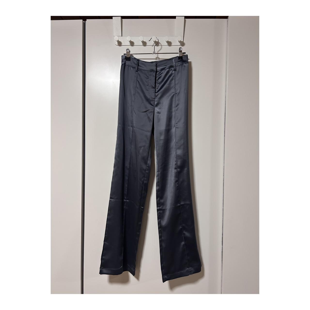 Venderbys satin suit pants - Depop