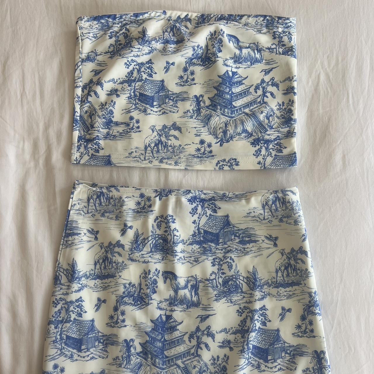 Edikted Women's White and Blue Crop-top | Depop