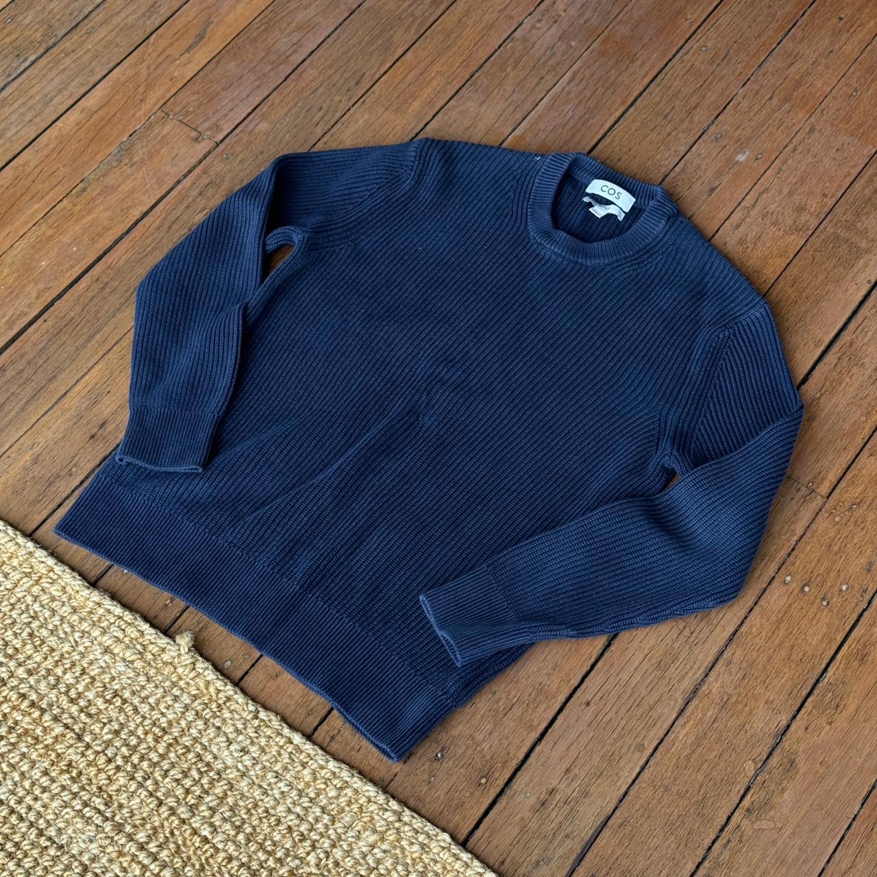 Cos sweater men’s small navy blue knit - Depop