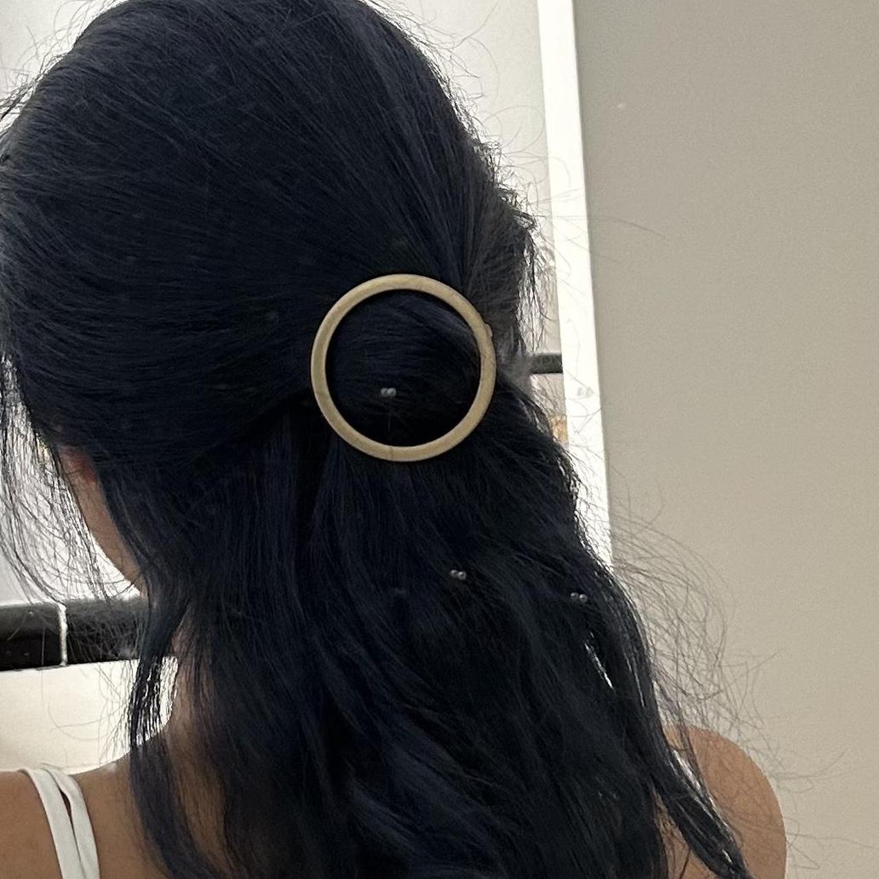 gold circle hair clip / Celine for exposure :) - Depop