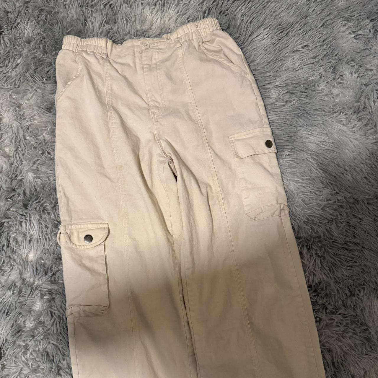 Cream cargo pants with adjustable waistband #cargopants - Depop