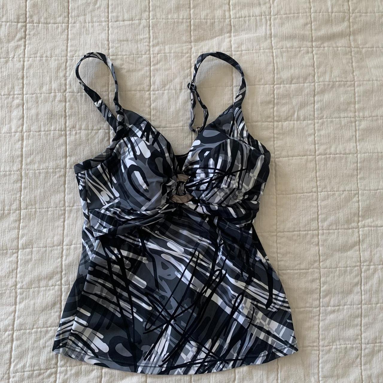 Women's Black and Grey Bikini-and-tankini-tops | Depop