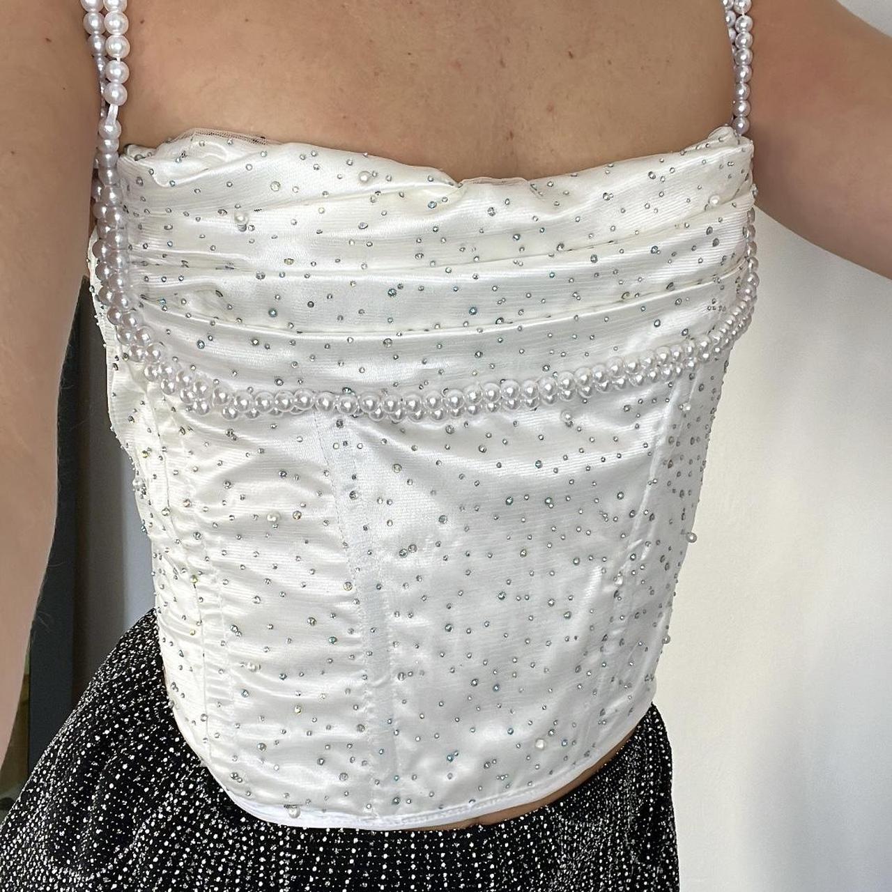 STUNNING HANDMADE IVORY RHINESTONE PEARL BEADED... - Depop