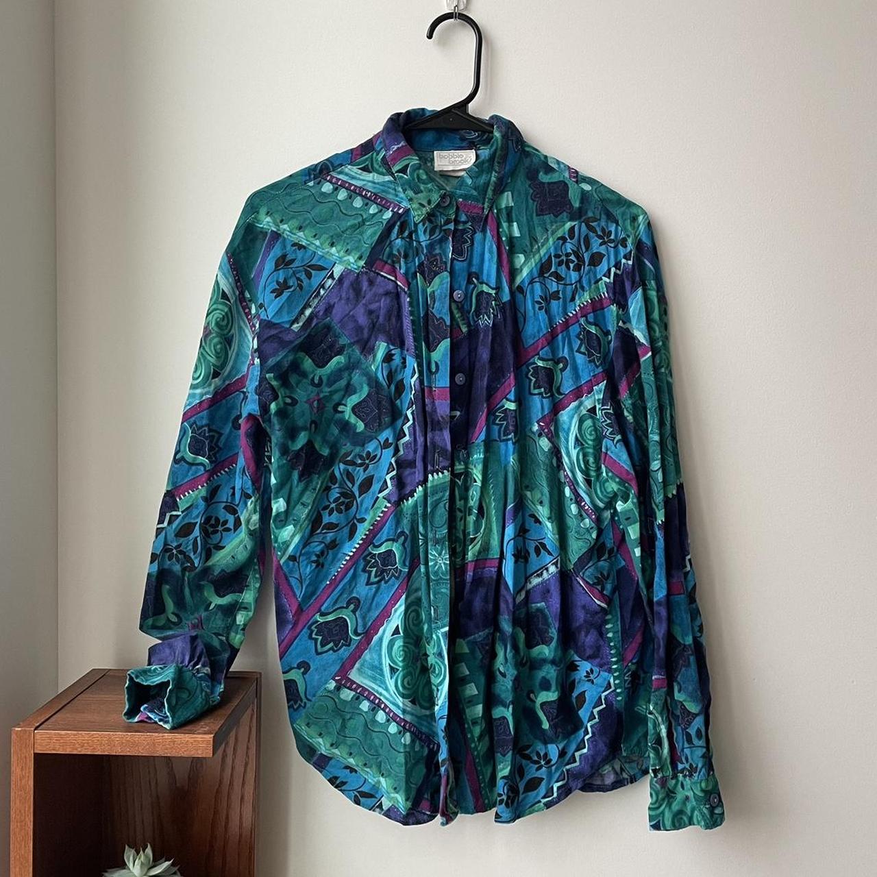 Vintage pattern button up Fits like a M or S for... - Depop