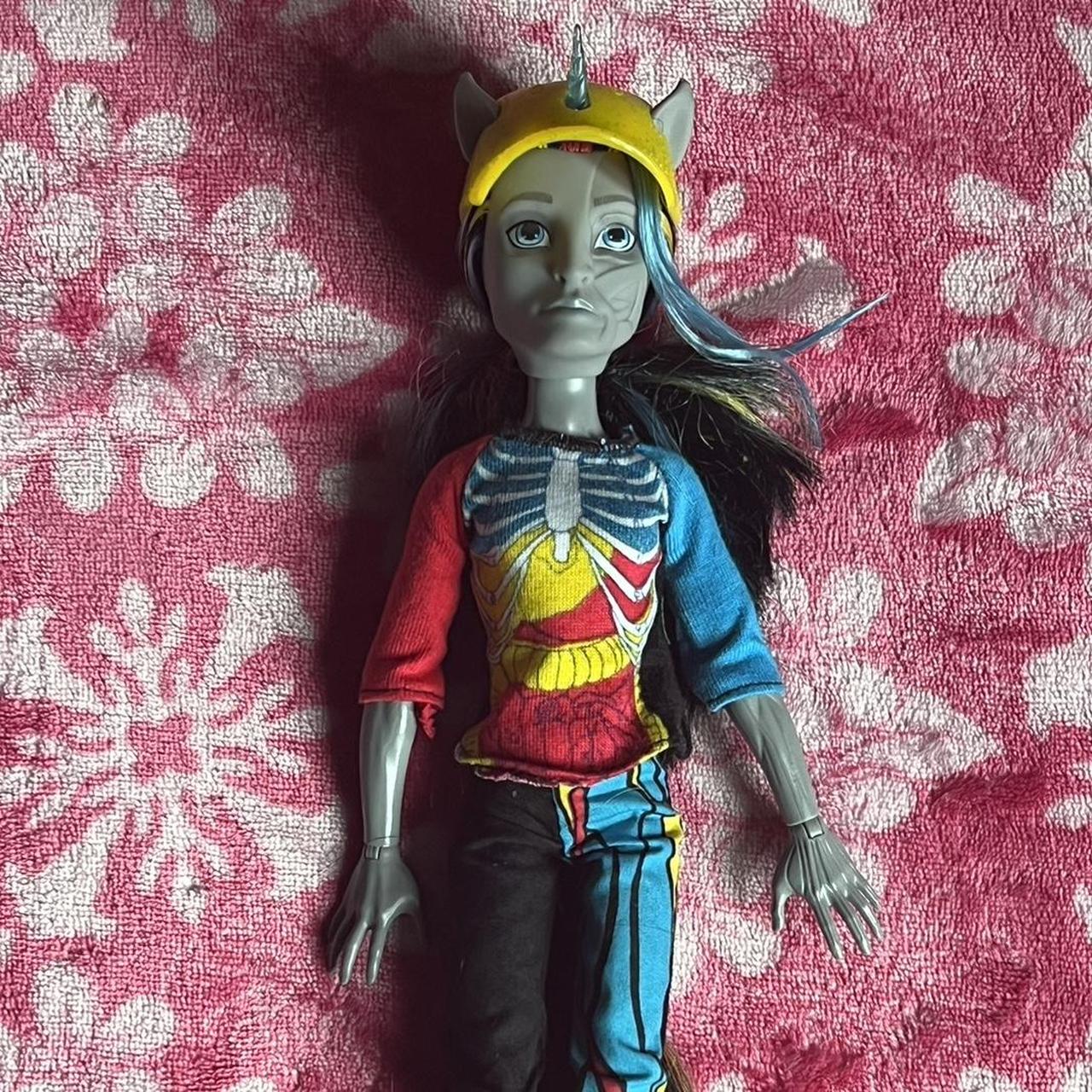 monster high neighthan rot zombie unicorn freaky... - Depop