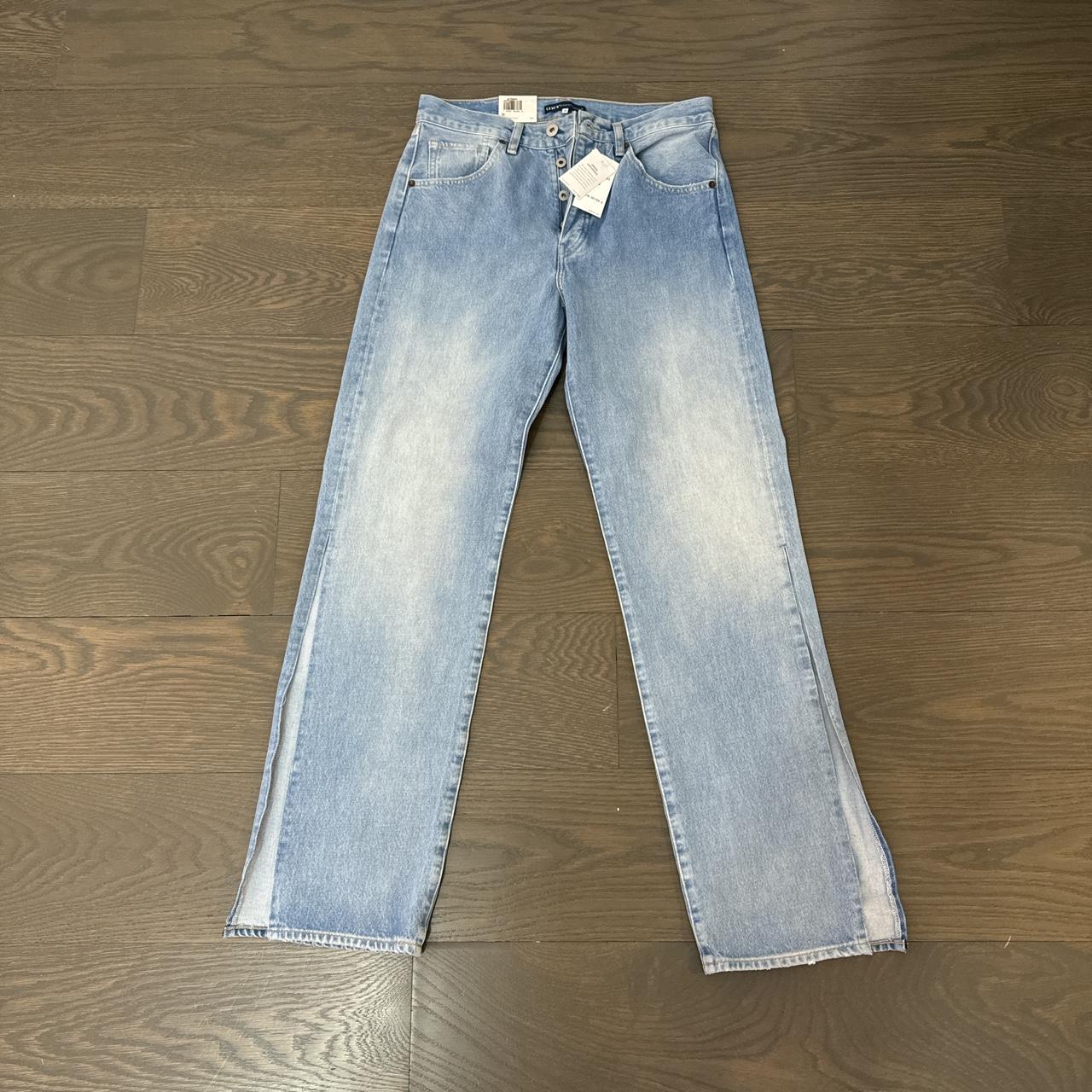 BRAND NEW LEVI JEANS - high wasted - slits half way... - Depop