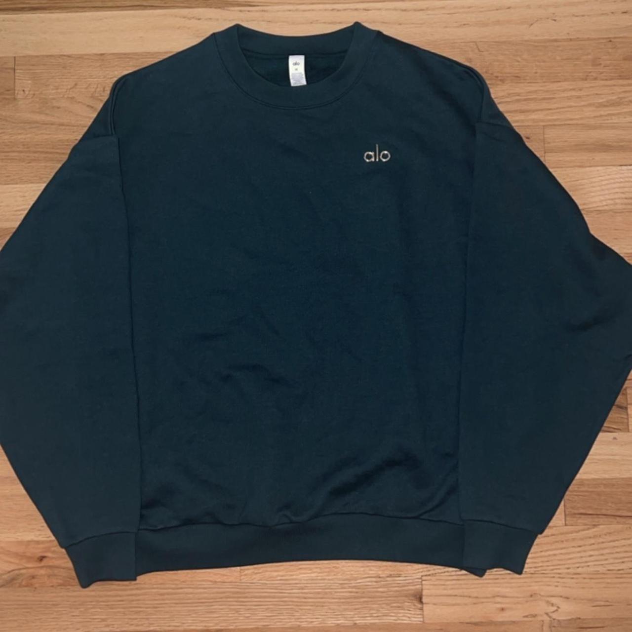 ALO yoga midnight green pullover crewneck size... - Depop