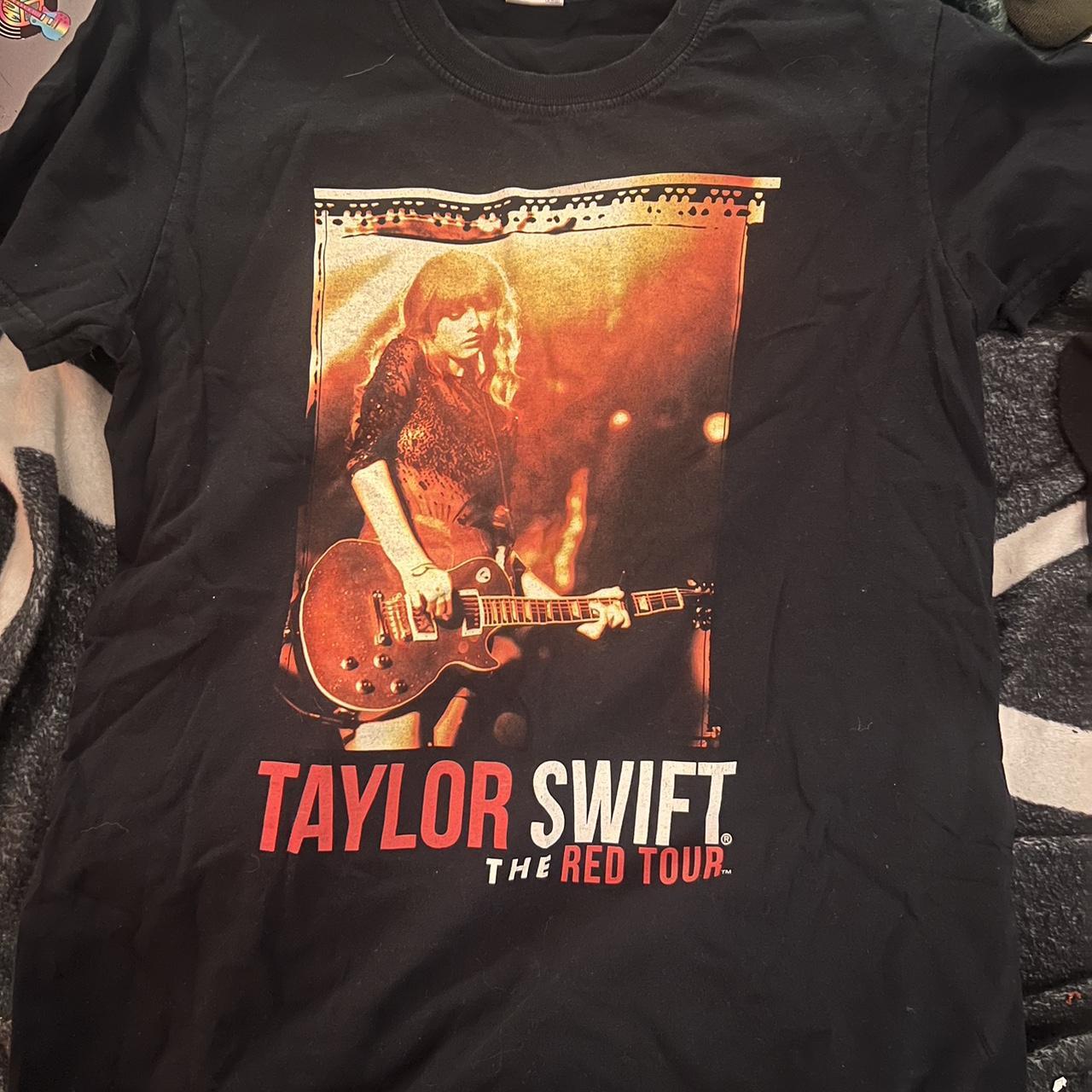 Taylor swift the red tour t shirt #Swiftie... - Depop