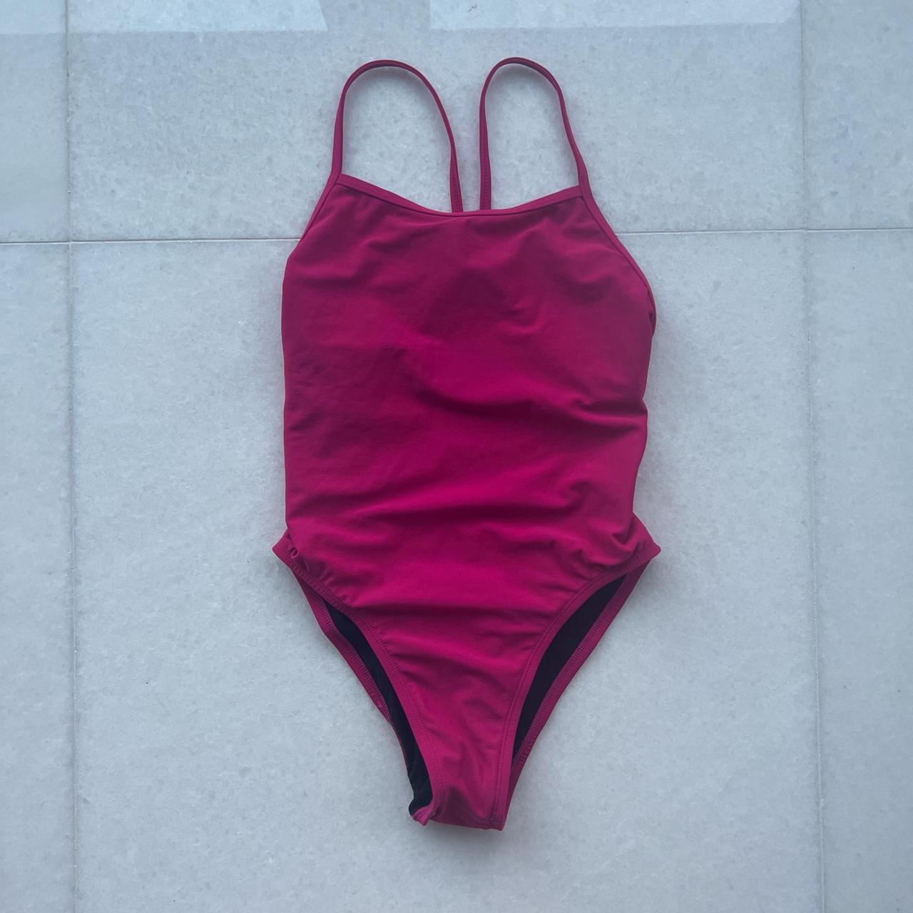 Jolyn Pink Perry Suit size 32 no stains or... - Depop