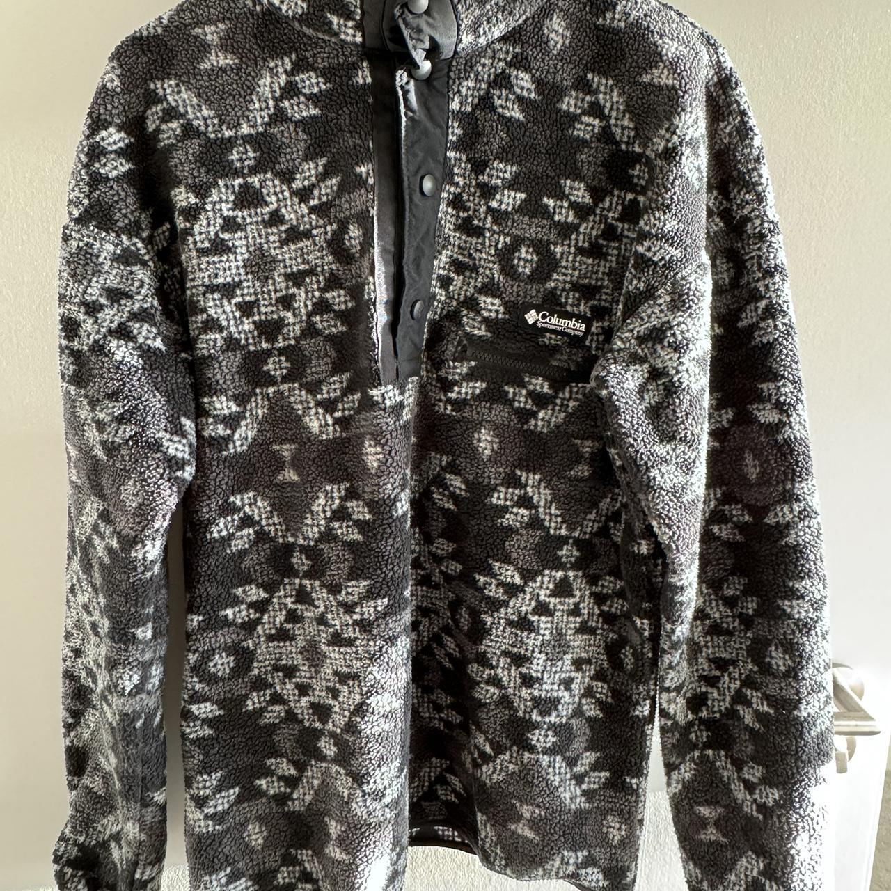 Aztec Columbia Overhead... - Depop