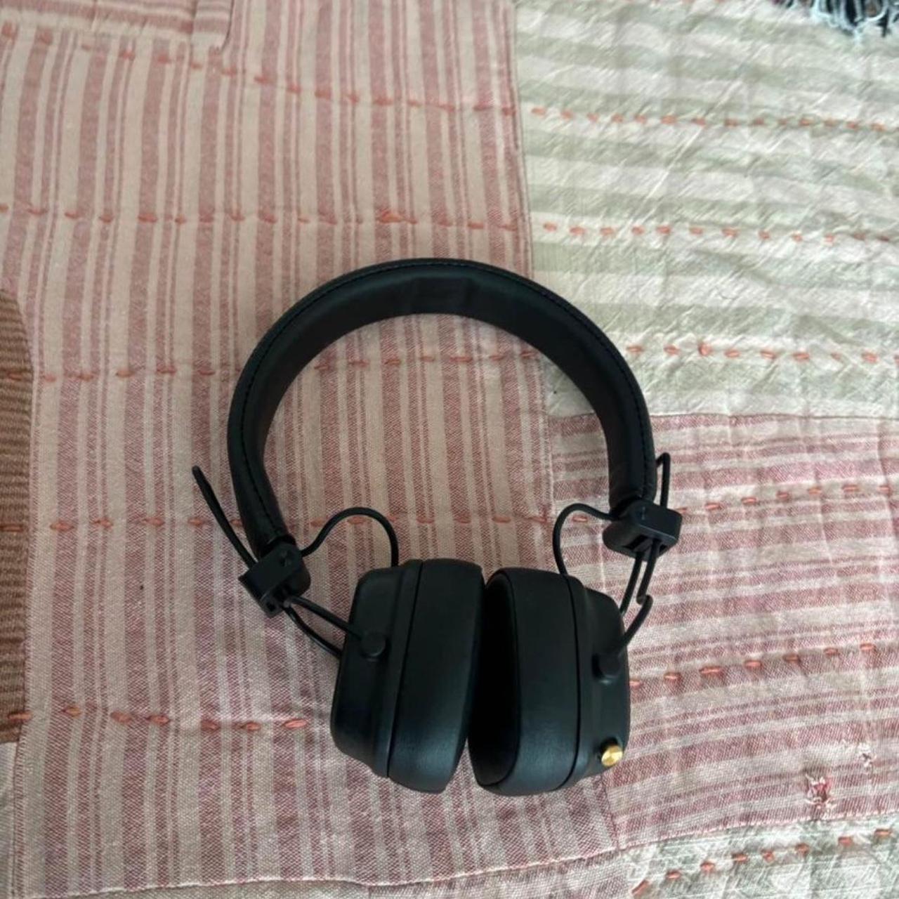 Marshall Major IV headphones Used about 10 times.... - Depop