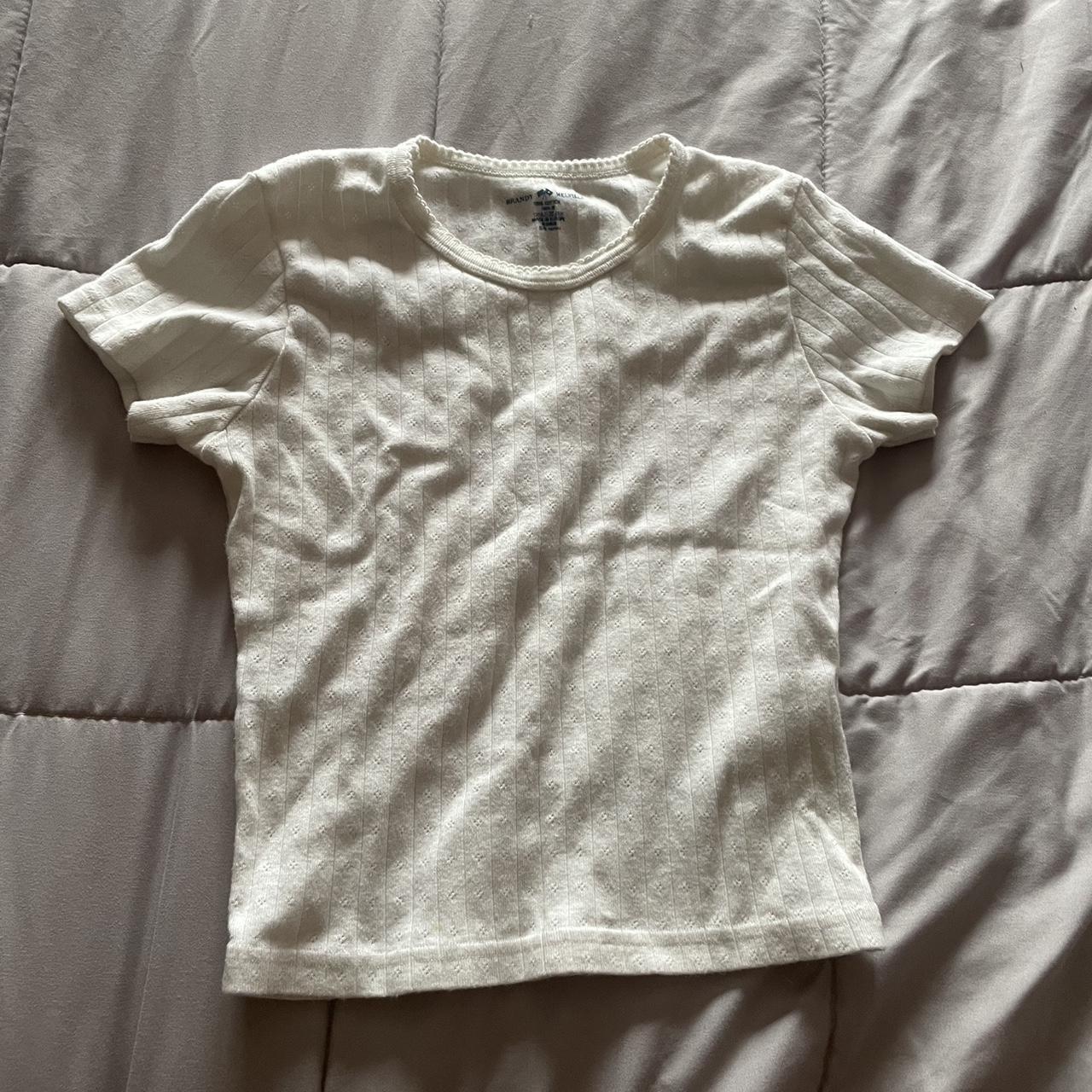 white cropped brandy melville tee such a nice simple... - Depop