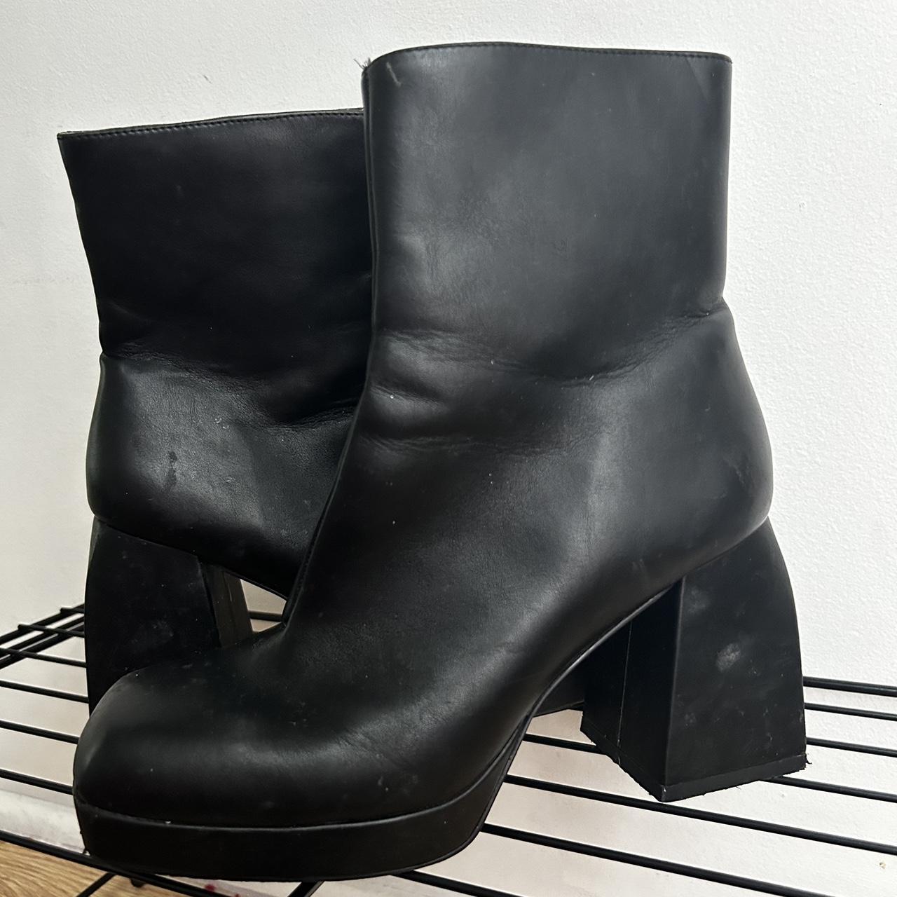 Forever 21 boots! Size 8 Some scuffing on heels- as... - Depop