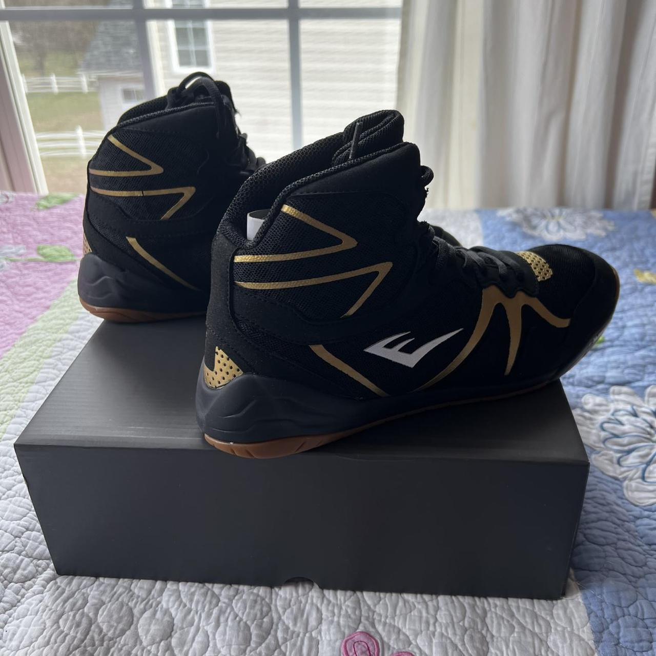 Brand new, never worn, size 11, Everlast boxing... - Depop