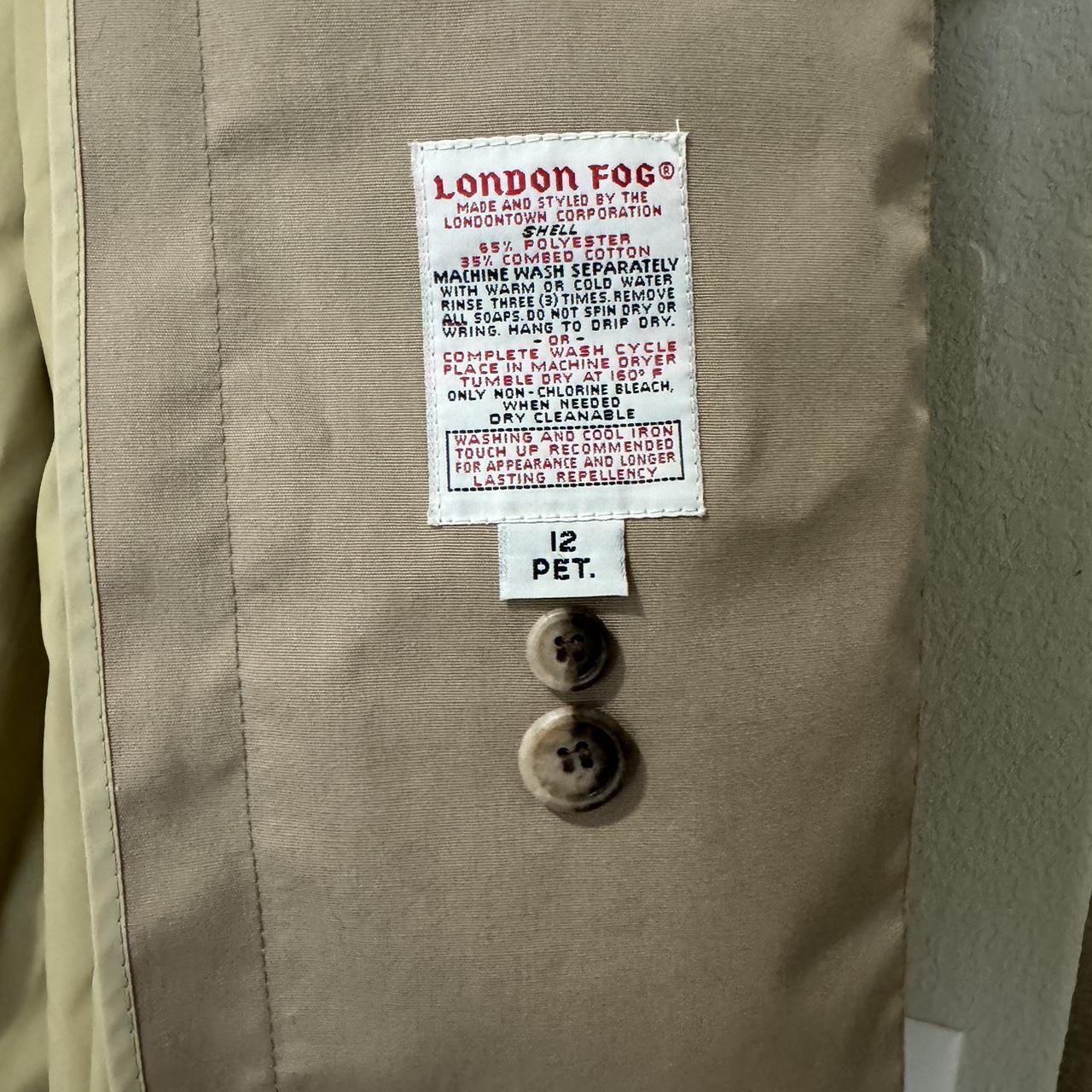 Vintage London fog trench coat. Tortoise shell... | Depop