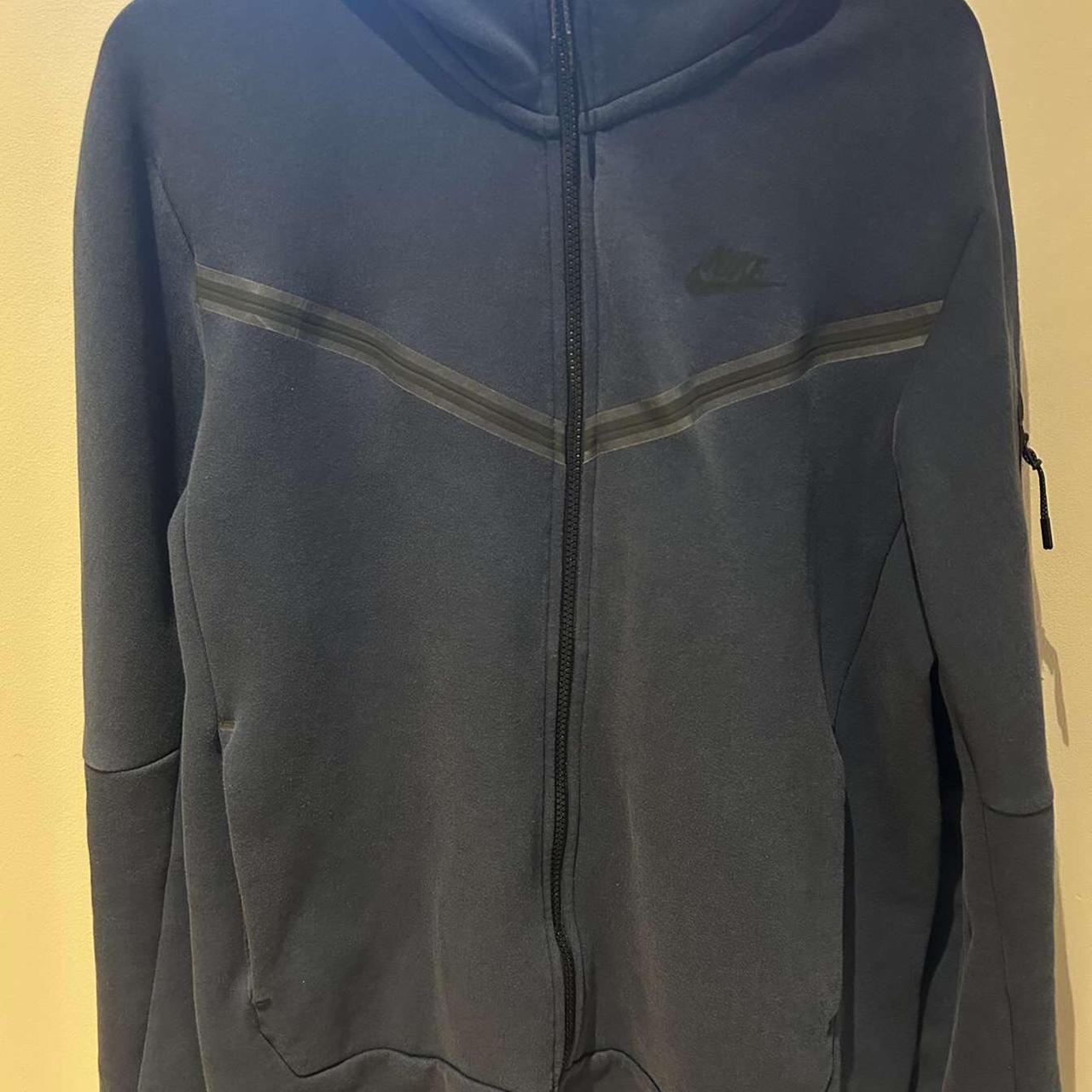 navy nike tech fleece size medium- fits true to... | Depop