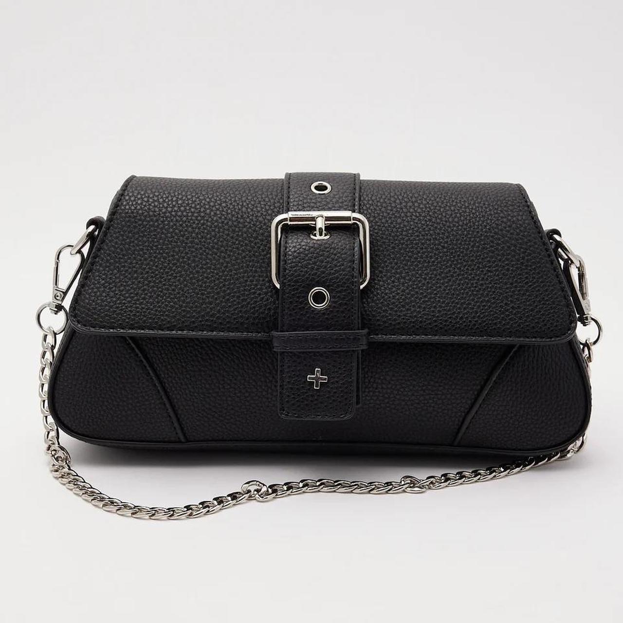 PETA AND JAIN MADDY BUCKLE SHOULDER BAG CHAIN Used... - Depop