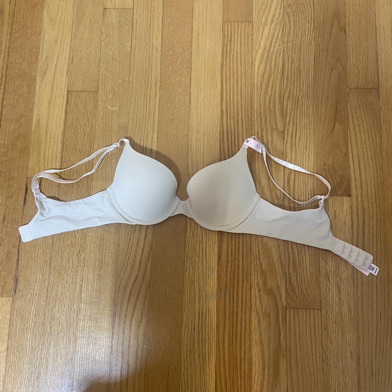 Victoria Secret bombshell push up bra 32a | Depop