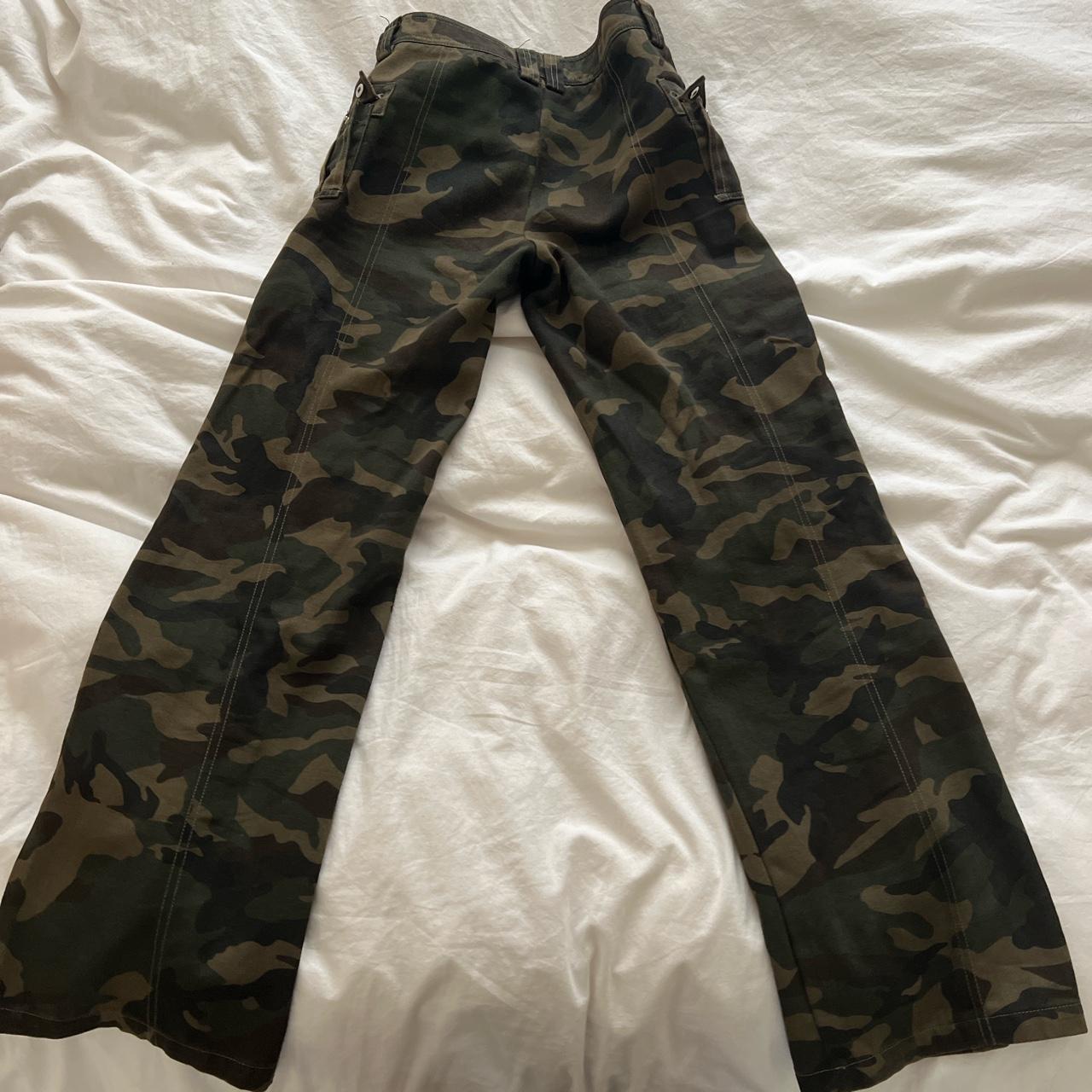 Edikted Camo low rise cargo pants worn once - Depop