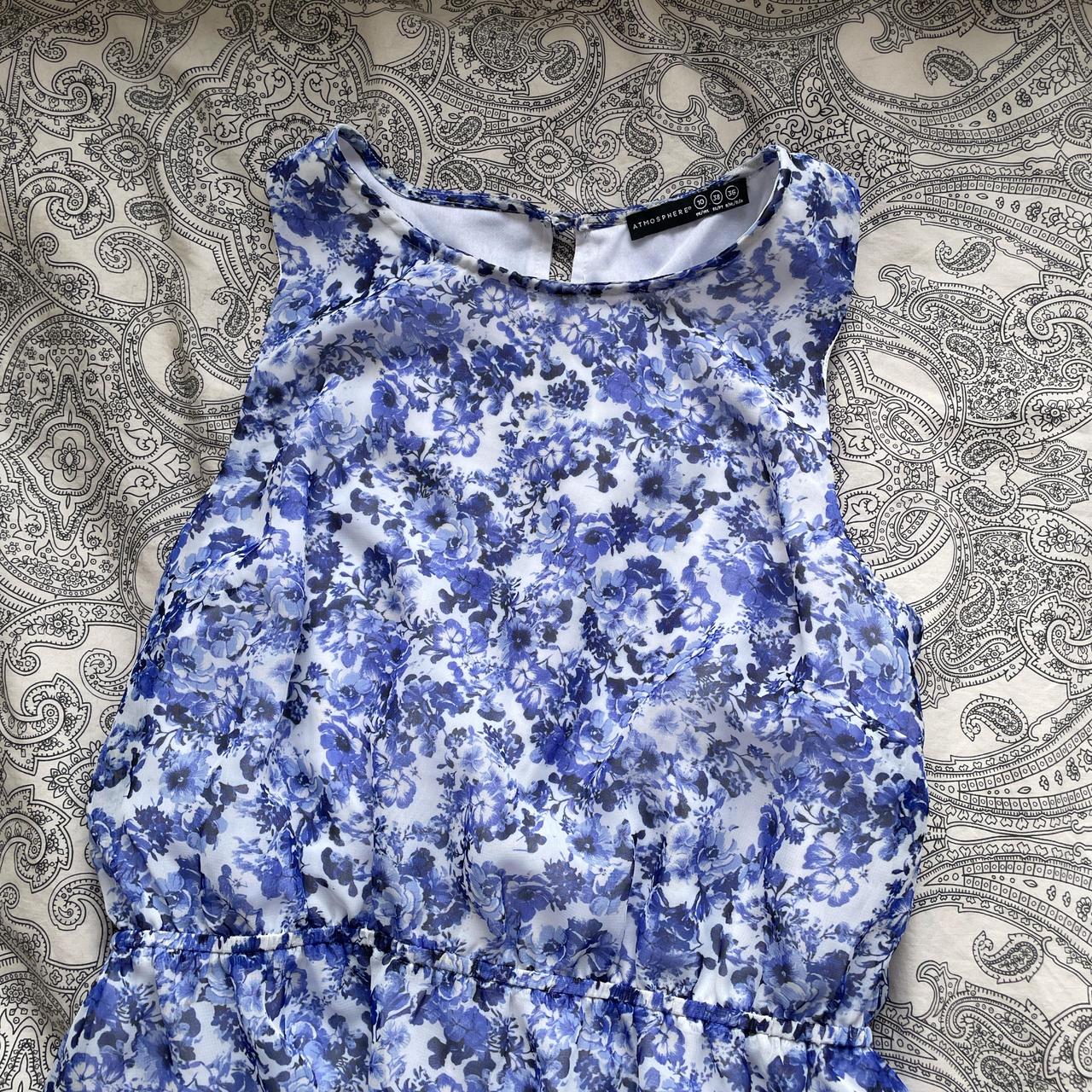 Gorgeous Delph blue dress. Train at the back. Side... - Depop