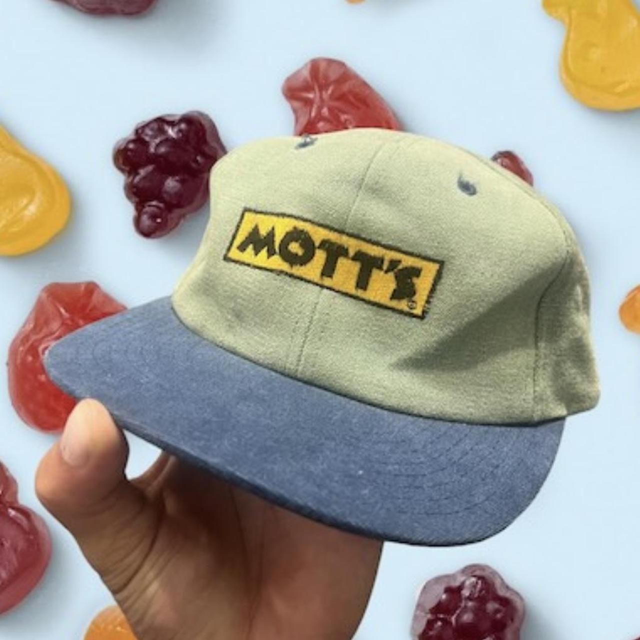 Vintage Mott’s fruit snacks gummies Cap Size:... - Depop