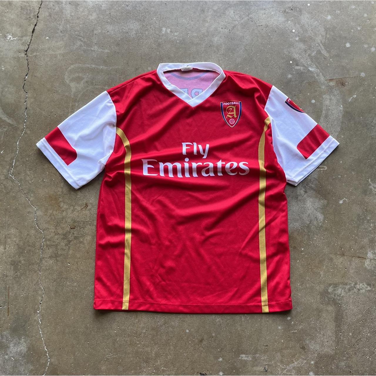 Vinatge Soccer Jersey. Super clean Look and style.... - Depop