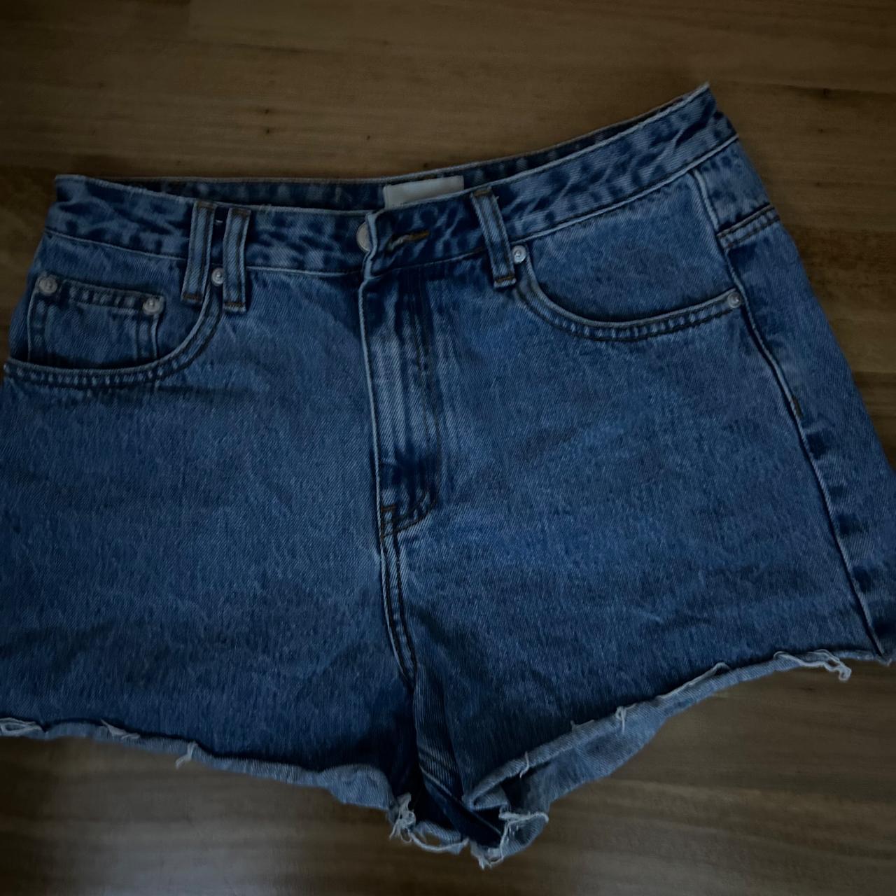 Insight "Frankie" shorts - Depop