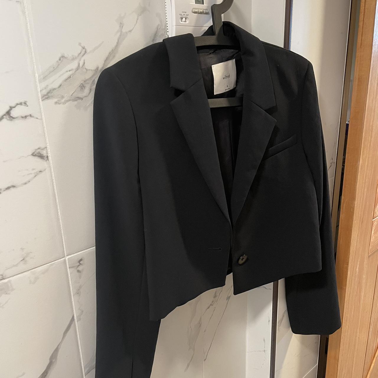 Aritzia Women's Black Tailored-jackets | Depop