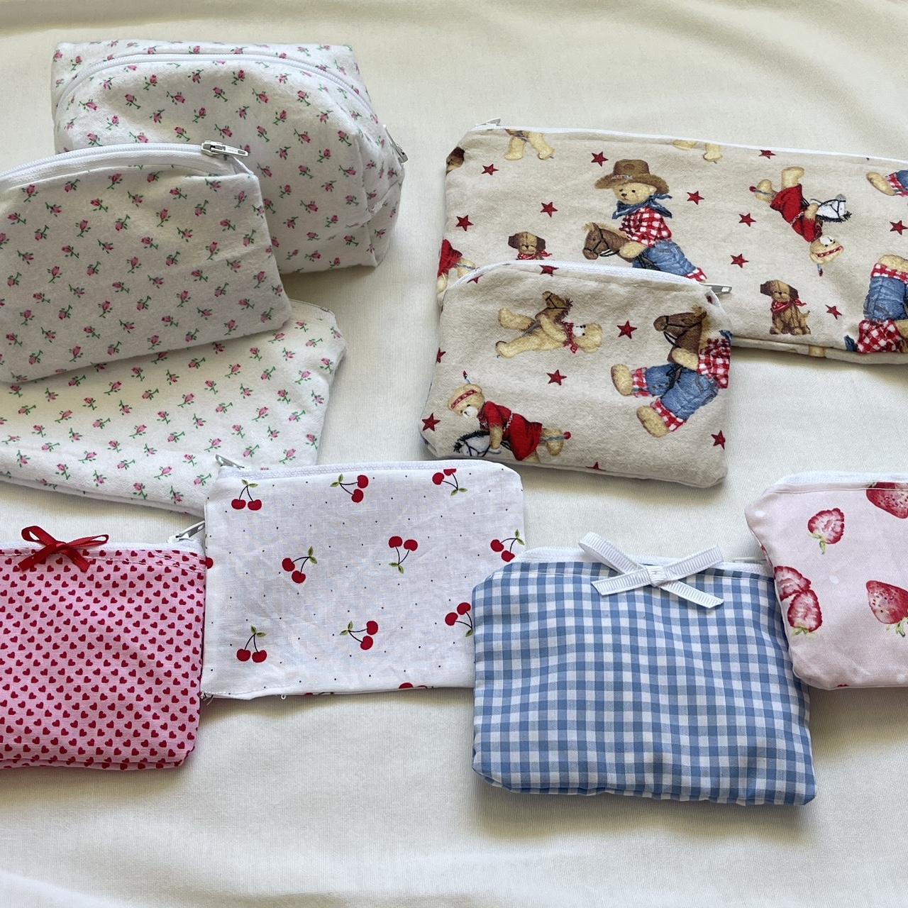 Floral print coin pouch -handmade by me - can be... | Depop