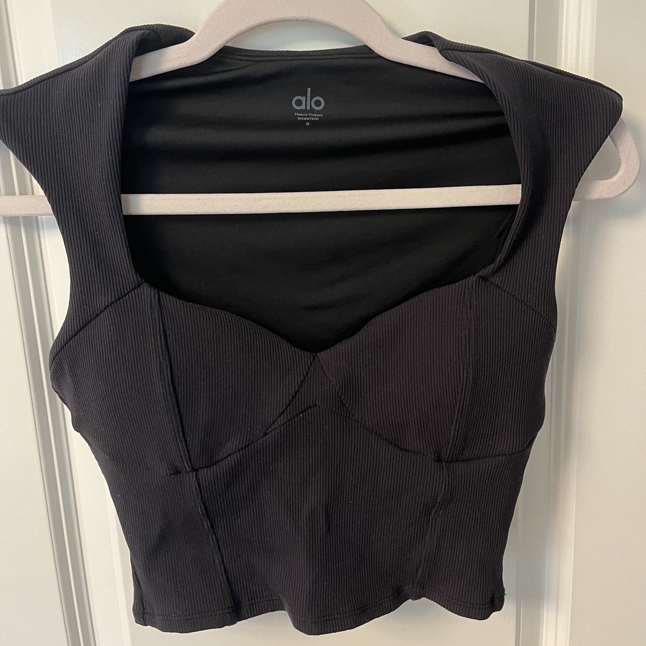 Alo Top Size S #alo #tanktop #croptop #black #ribbed - Depop