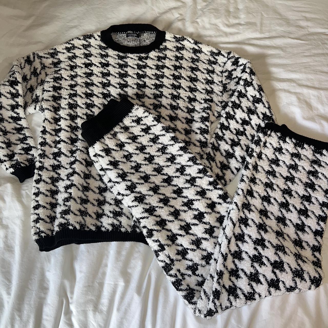 Nasty gal fuzzy set New with tags Size 8 #nastygal - Depop