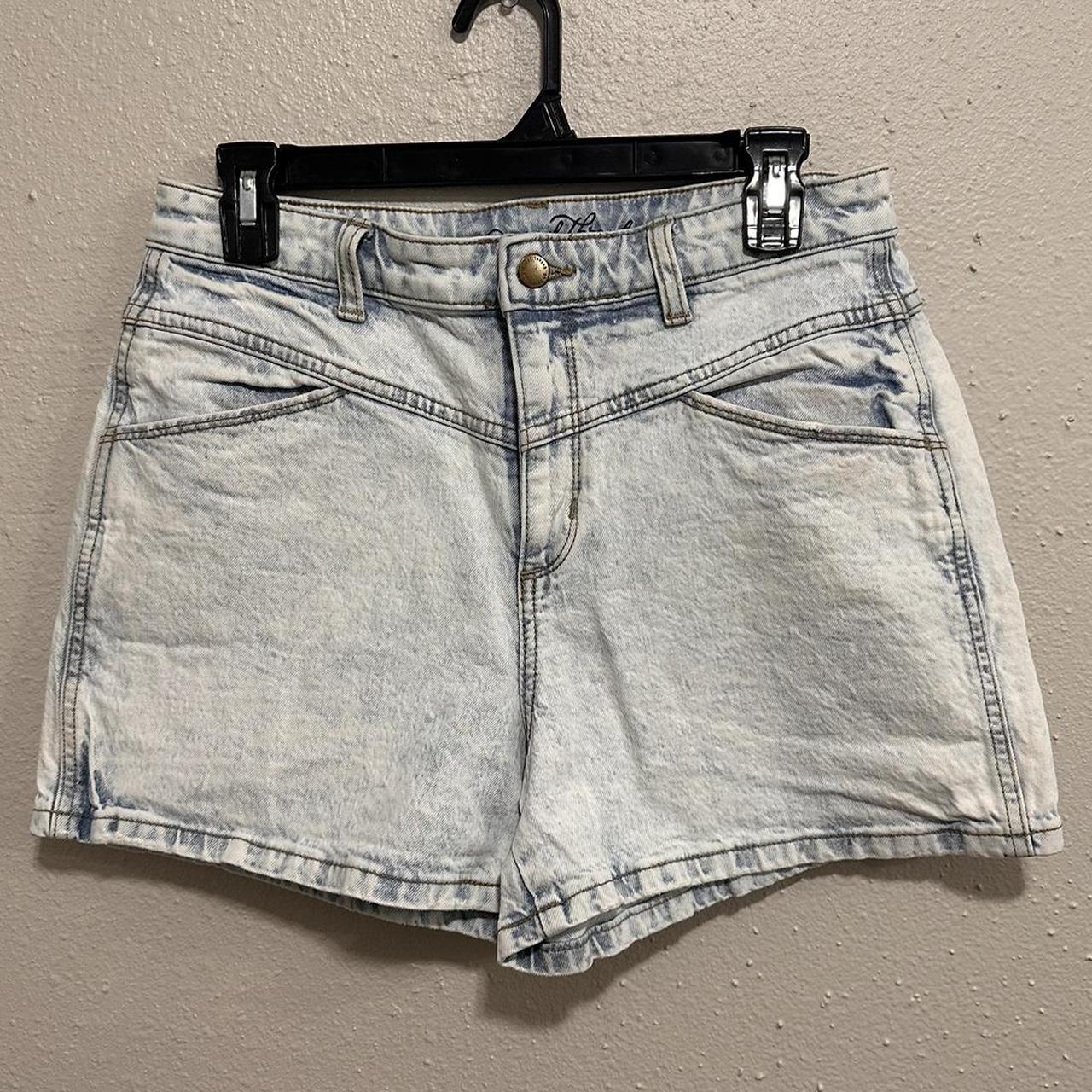 Universal Threads light wash slightly high waisted... | Depop