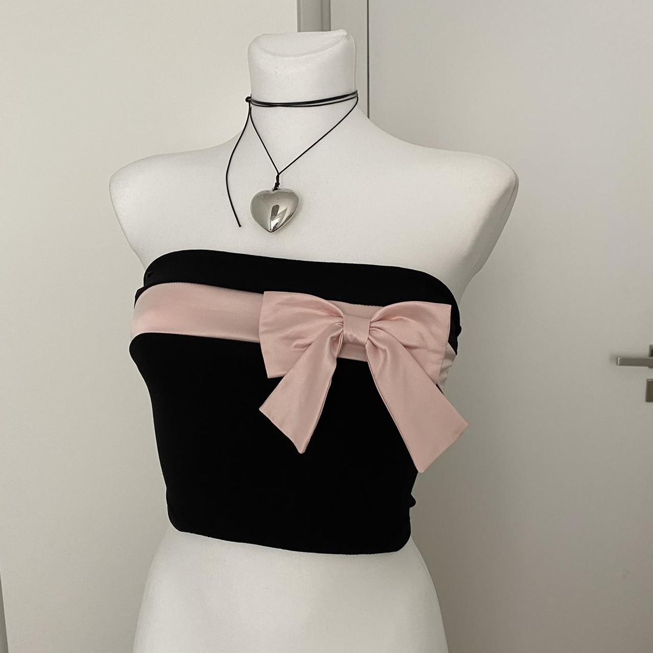 Cute coquette top 💕 Size Xs Worldwide shipping is on - Depop