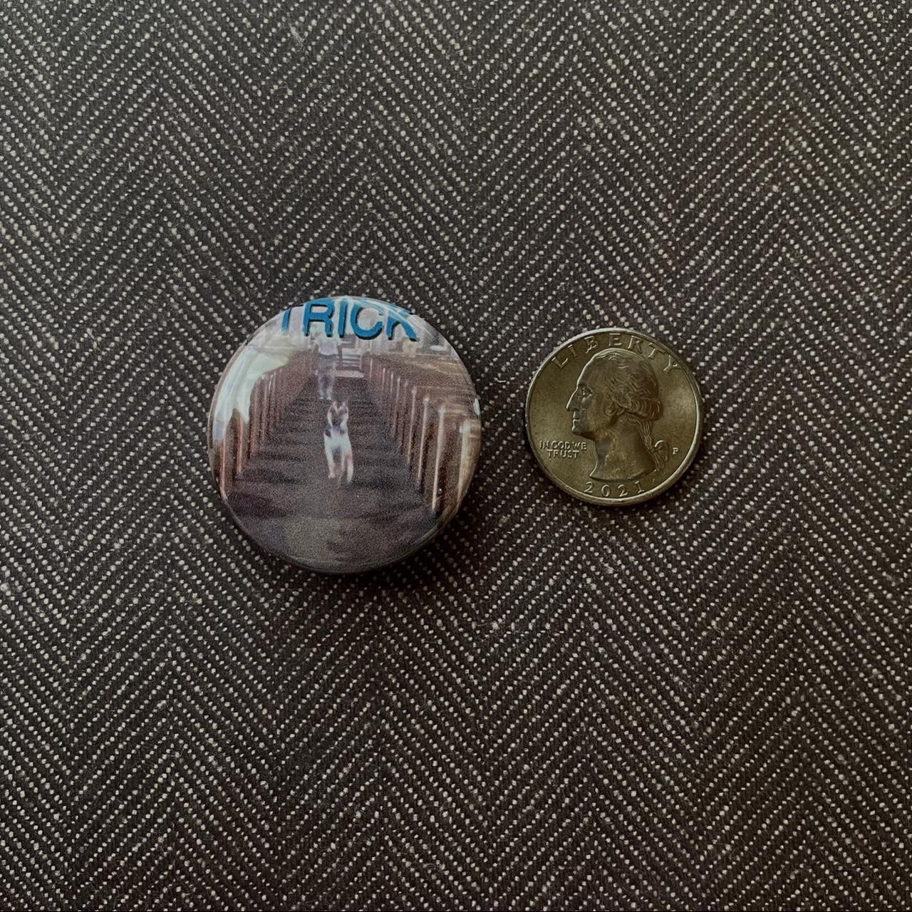 alex g trick album cover button pin shipping 4.40US... - Depop