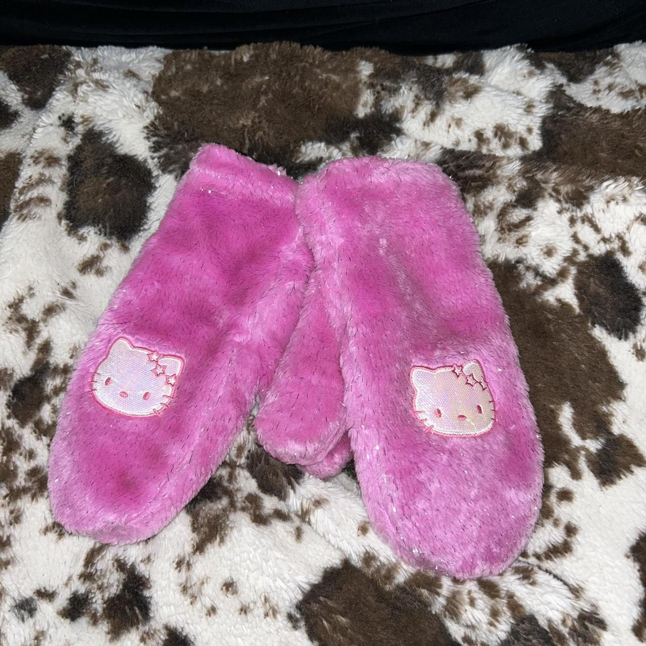 pink glitter hello kitty gloves!