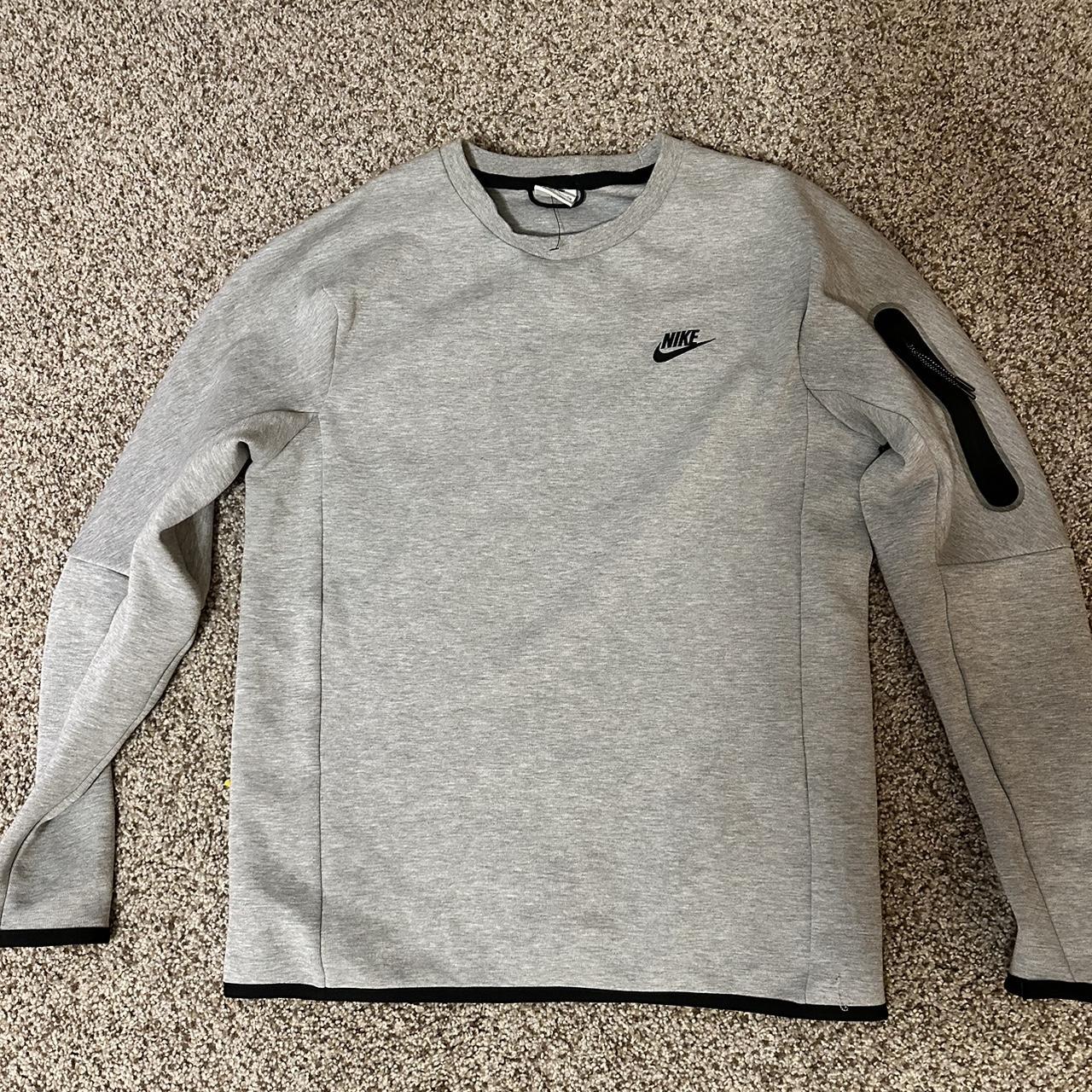 Nike tech sweatshirt Size small Only worn... - Depop