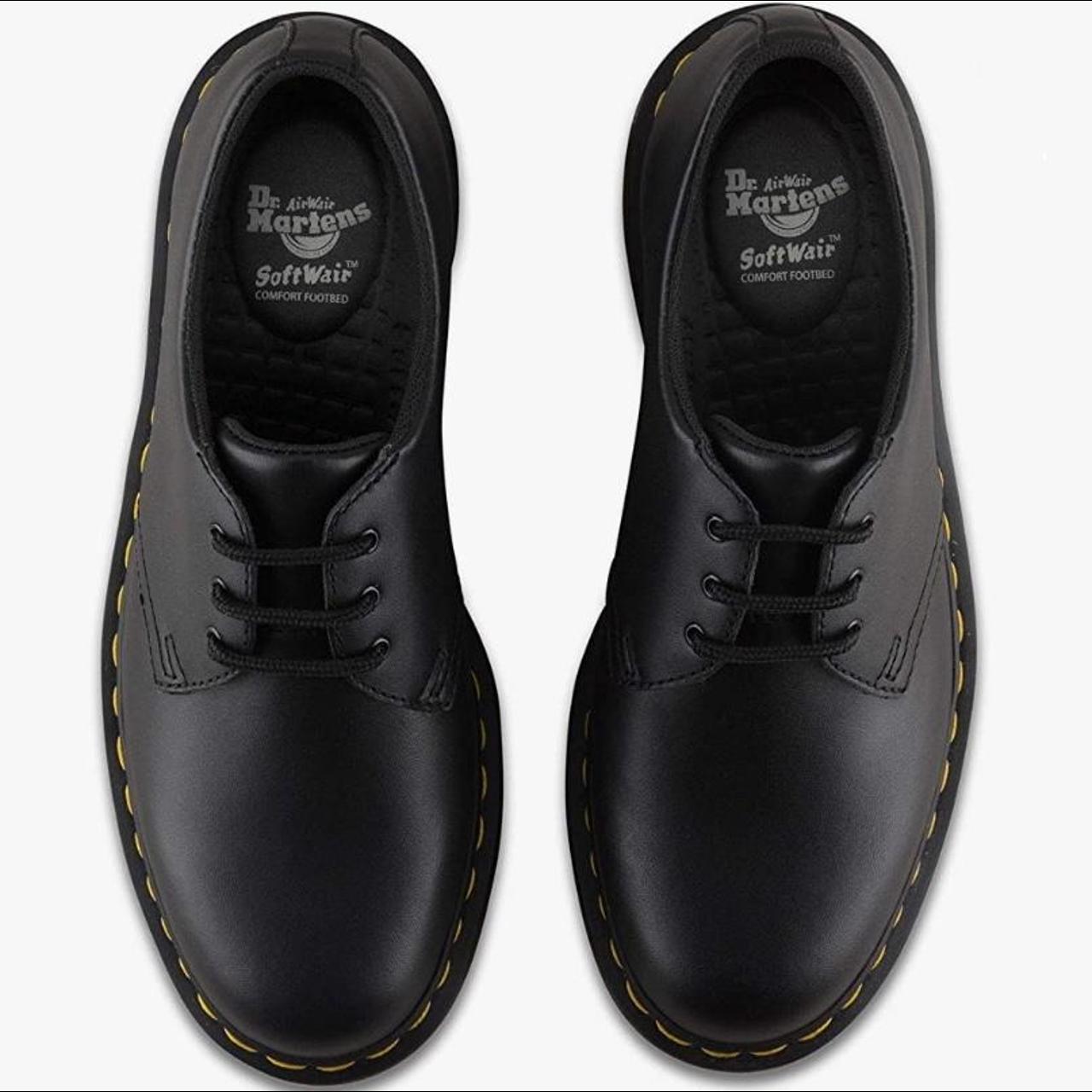 Doc Marten 1461 oxford shoes size W8/M7 (fits a bit... - Depop